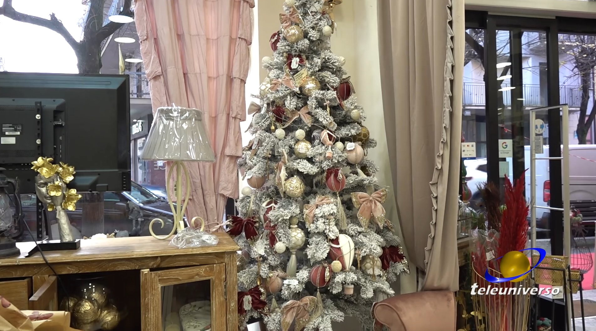 CASSINO: L'albero di Natale - Teleuniverso