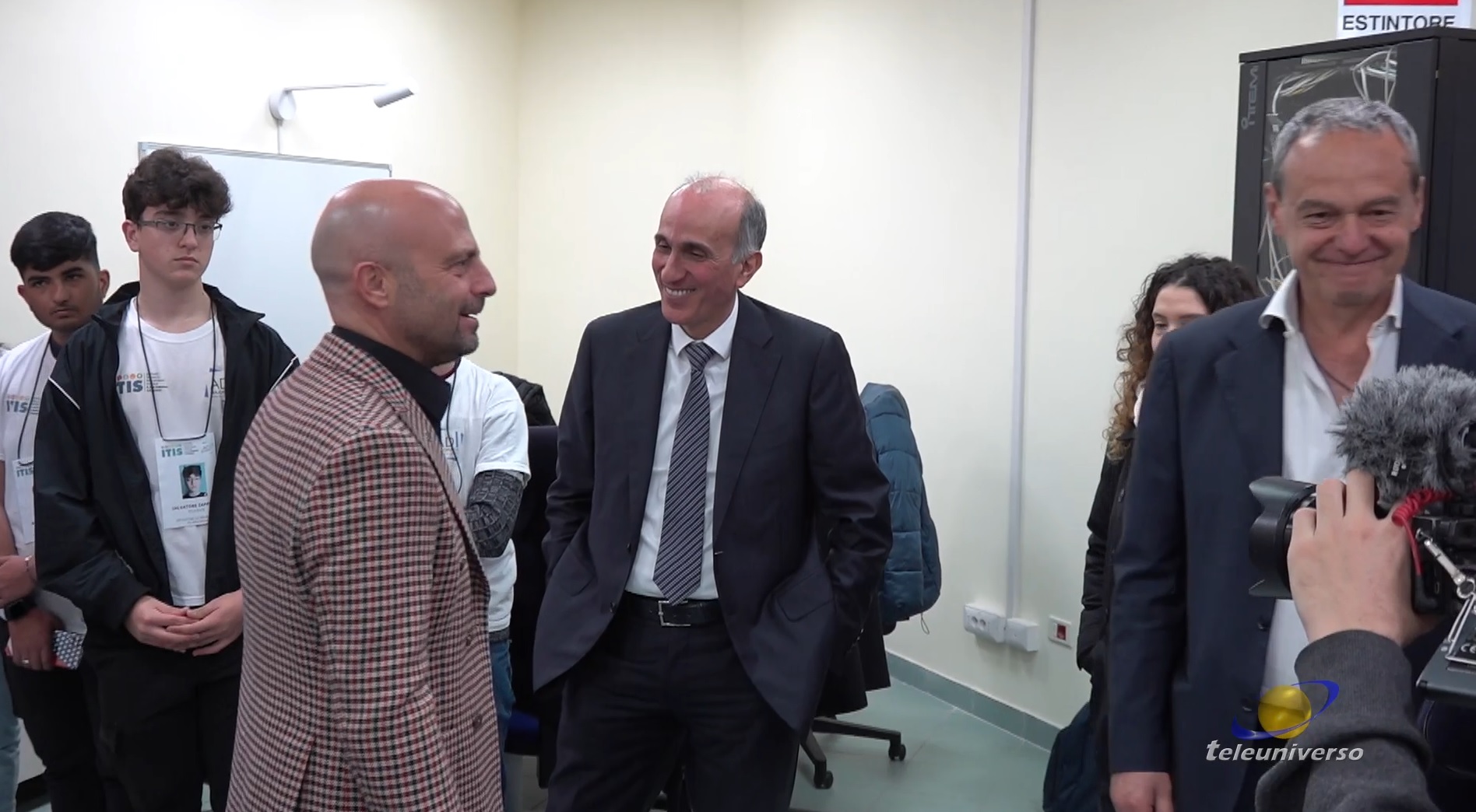 CASSINO: Tour Luca Abete - Teleuniverso