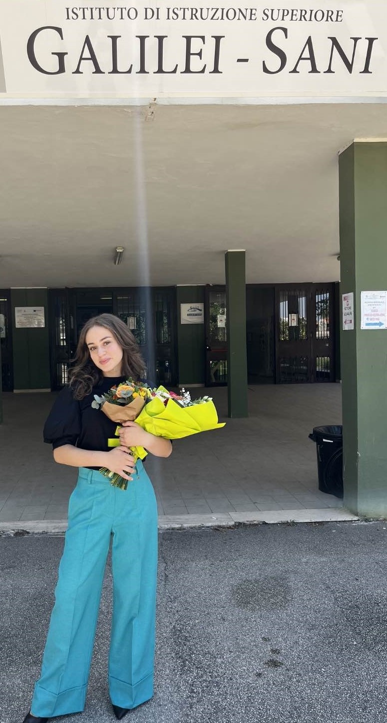 Latina - Alice Rocco è la seconda diplomata piu' giovane d'Italia ...