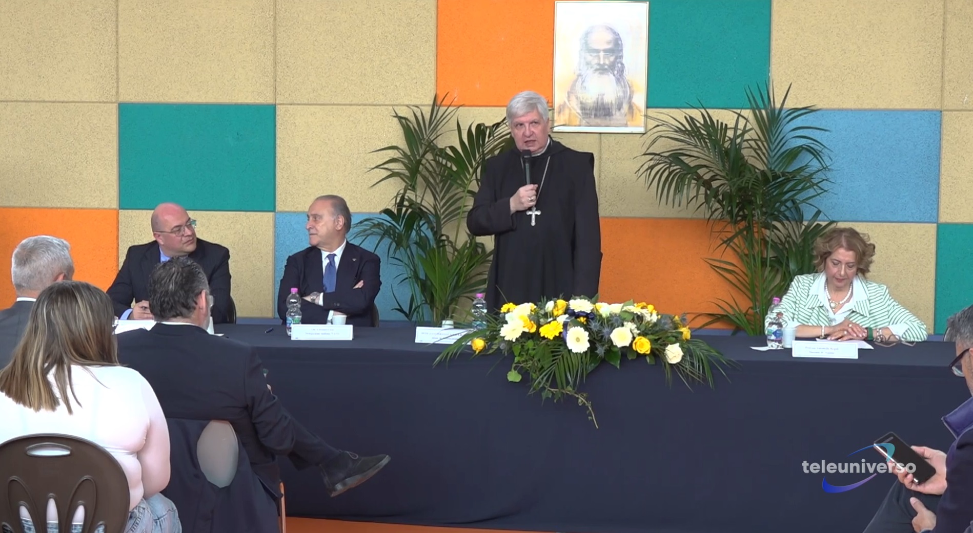 AQUINO: Lectio Magistralis - Teleuniverso